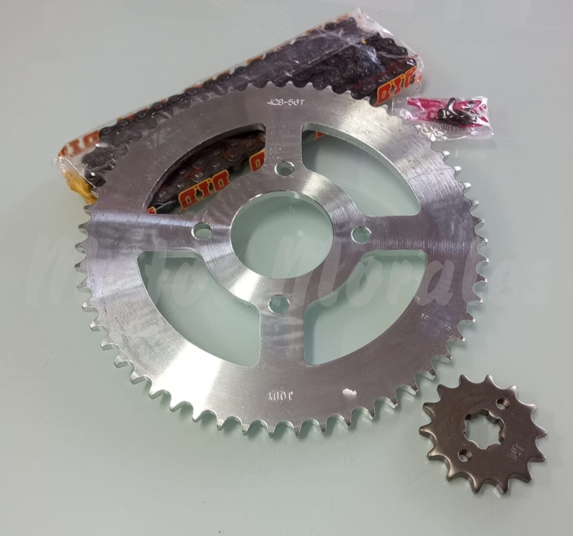 Kit de Cadena para Motos - Calidad y Rendimiento | Motos Morales